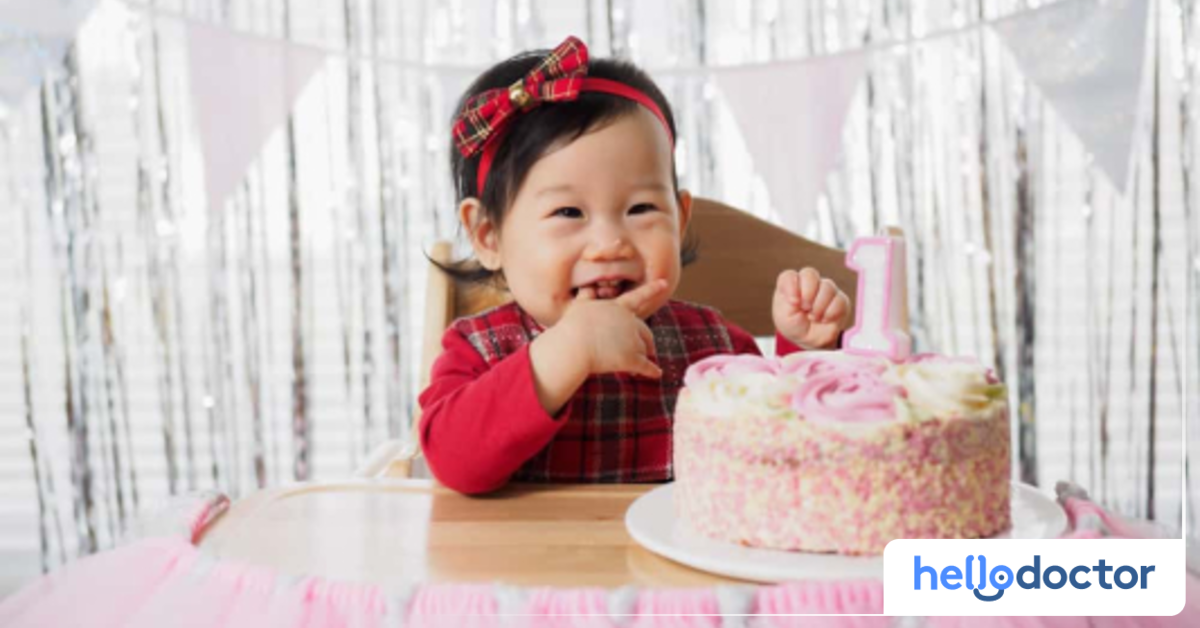 1-Year Baby Development: Milestones - Hello Doctor